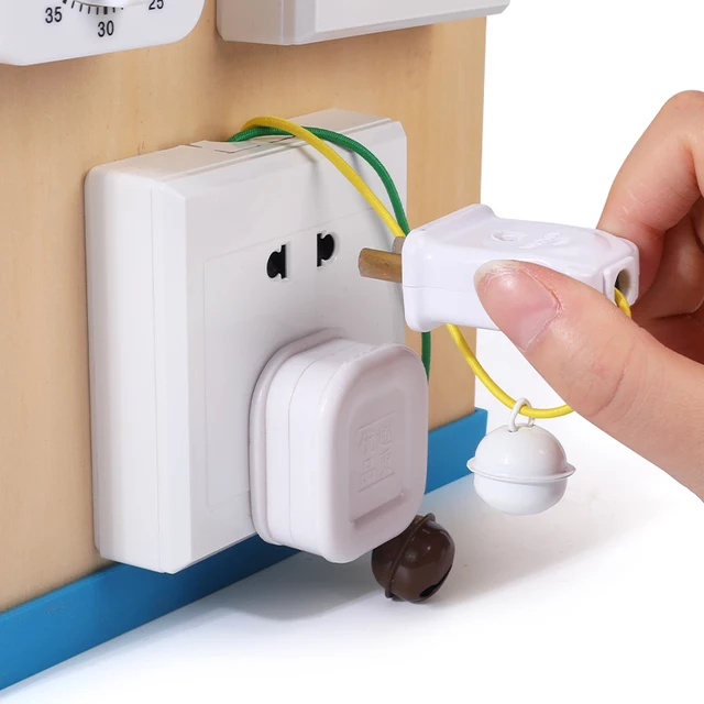 Busy Board Cub Logic din lemn – kinder.md